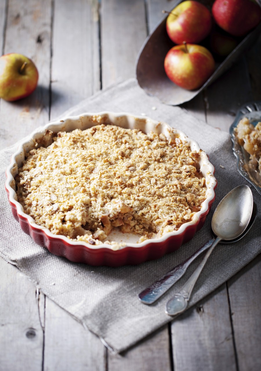 Rustic Pear and Apple Crumble For Thanksgiving Dessert – Pop and Thistle