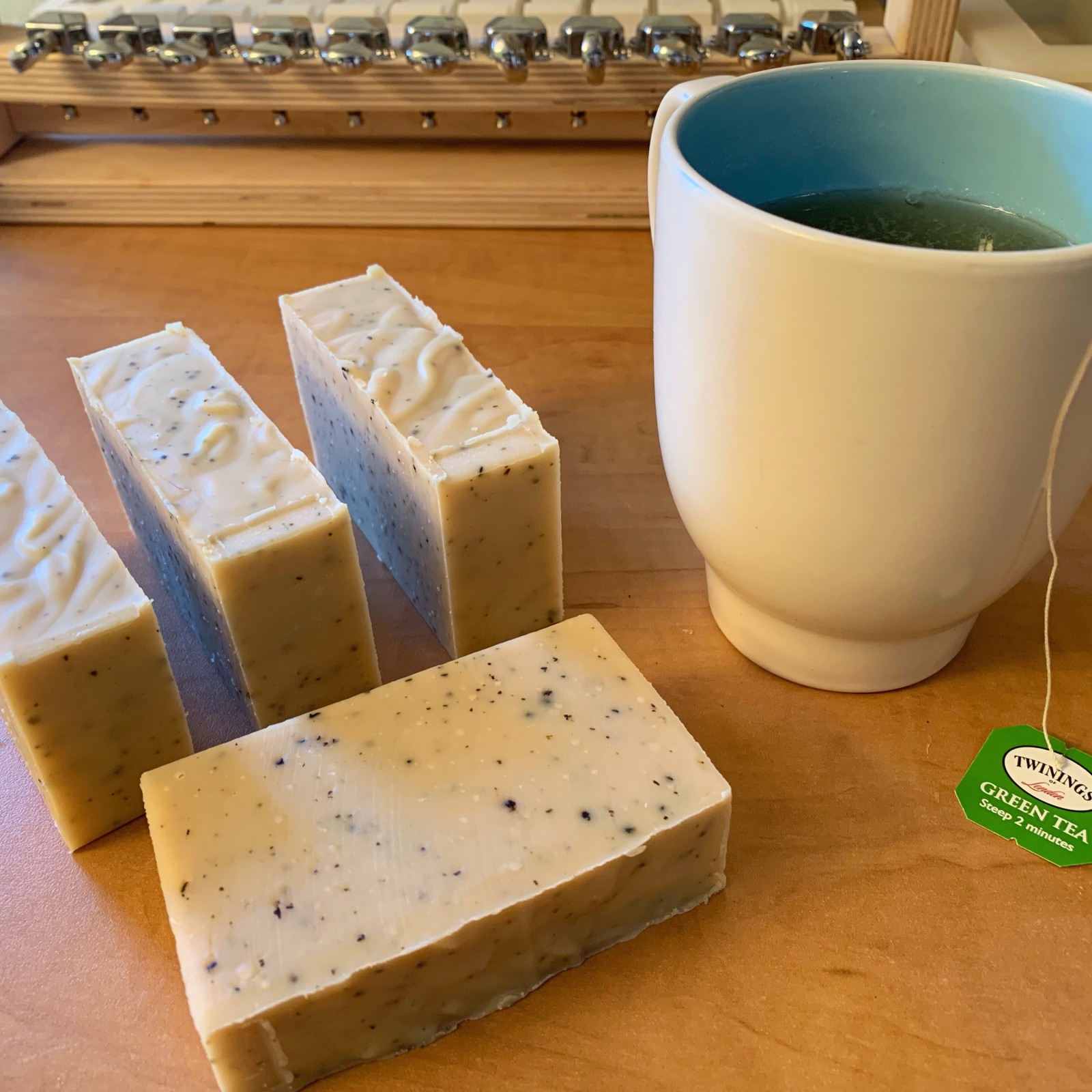 Lemongrass Jasmine Green Tea Soap - Pop and Thistle