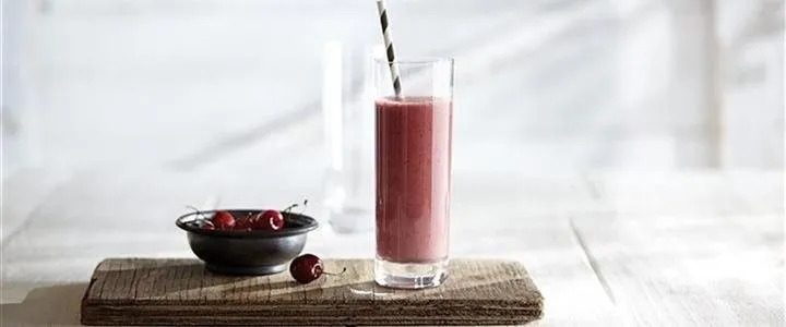 Healthy Red Cherry Smoothie Recipe - Pop and Thistle