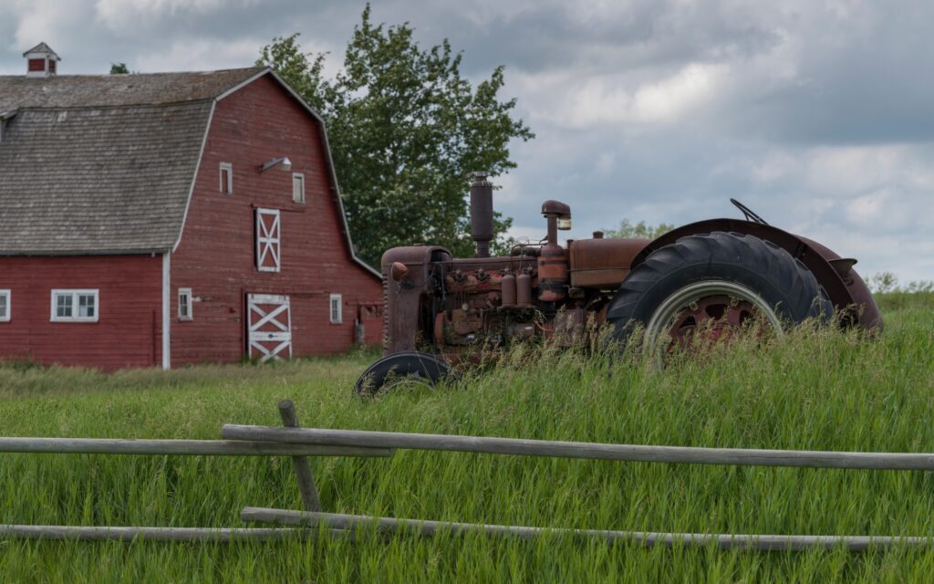 9 Essential Farm Tools and Their Uses for Modern Agriculture - Pop and ...